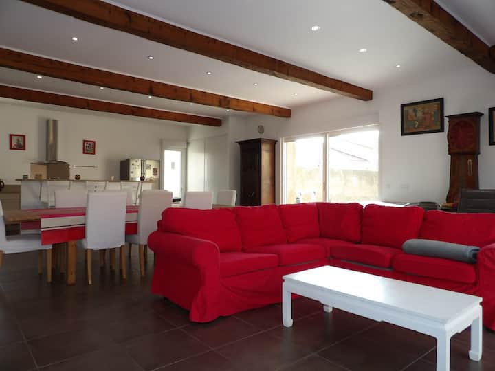 Spacieuse Villa Au Village Pour 15 Pers! Unique! à - Saint-Cyprien