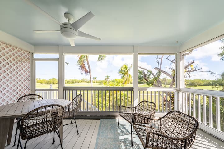 Paradise Point By Avantstay | Golf Course Living - Stock Island, FL