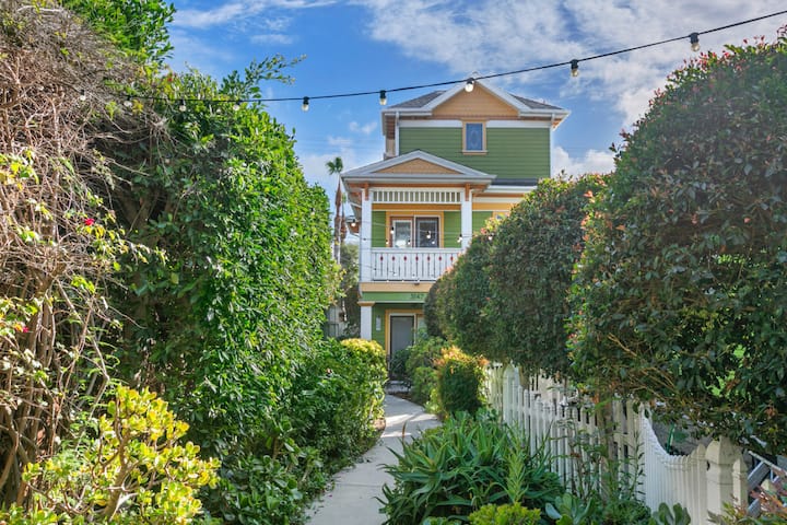 Bohemia Studio, Middle Of South Park (Unit C) - El Cerrito - San Diego