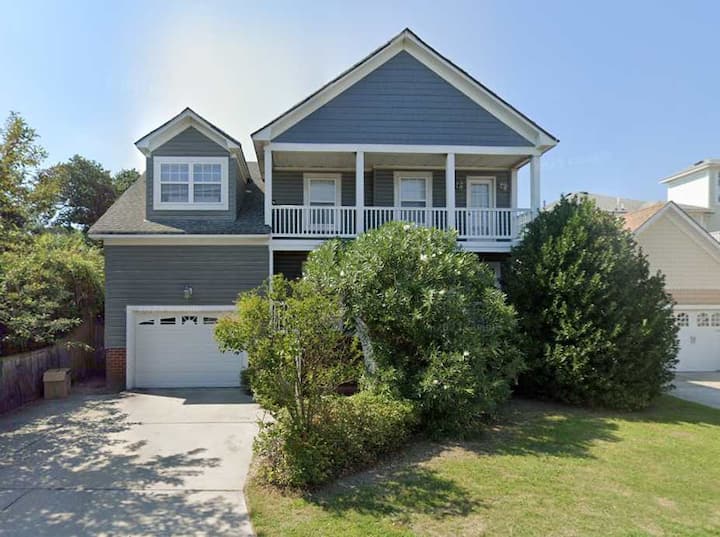 Sojourn | Sea Song Bungalow | 5 Br 3 Ba - Norfolk, VA
