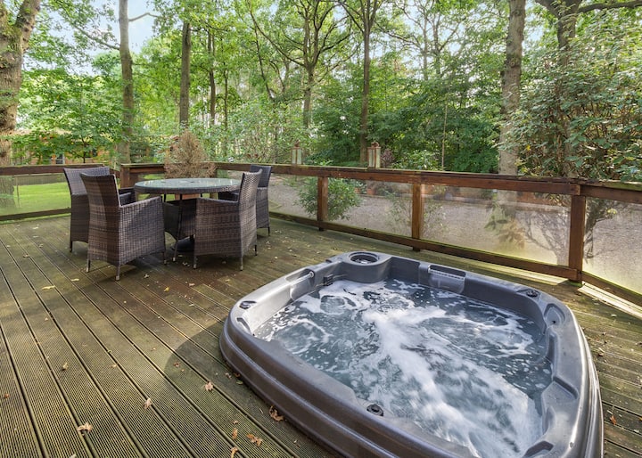 Luxury Lodge 1 - Congleton