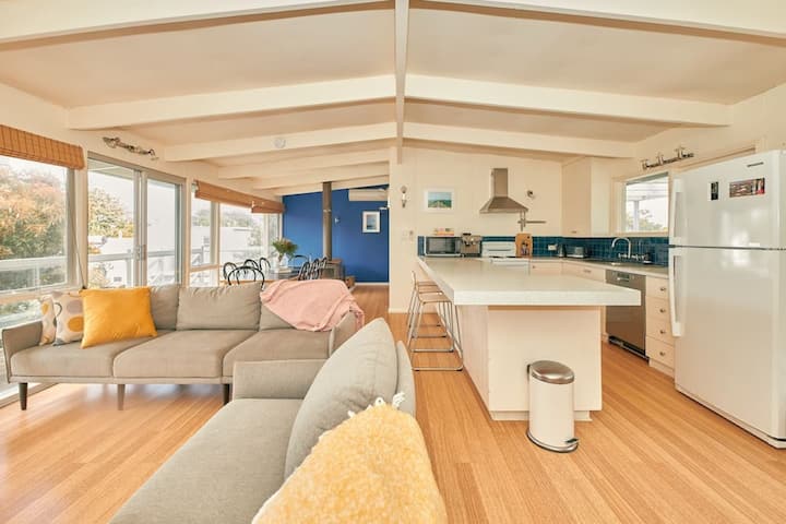 The Blue House - 200m From Point Roadknight Beach - Anglesea