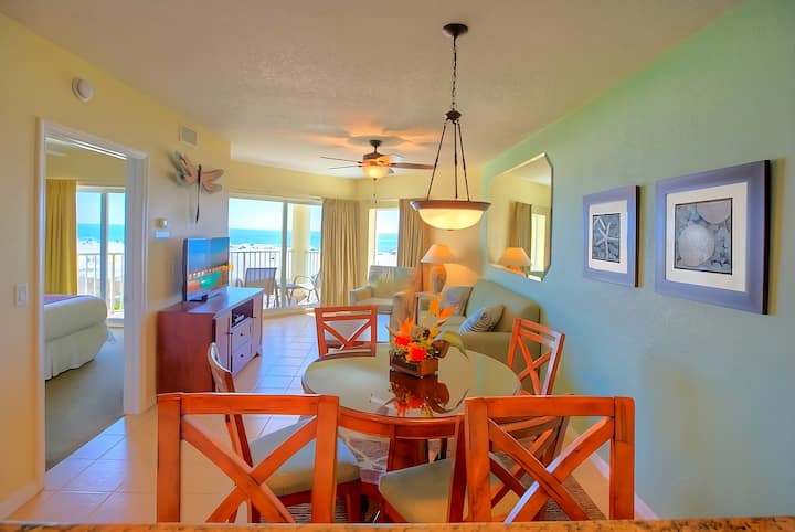 Look No More! Outdoor Pool, Free Parking! - St. Pete Beach, FL