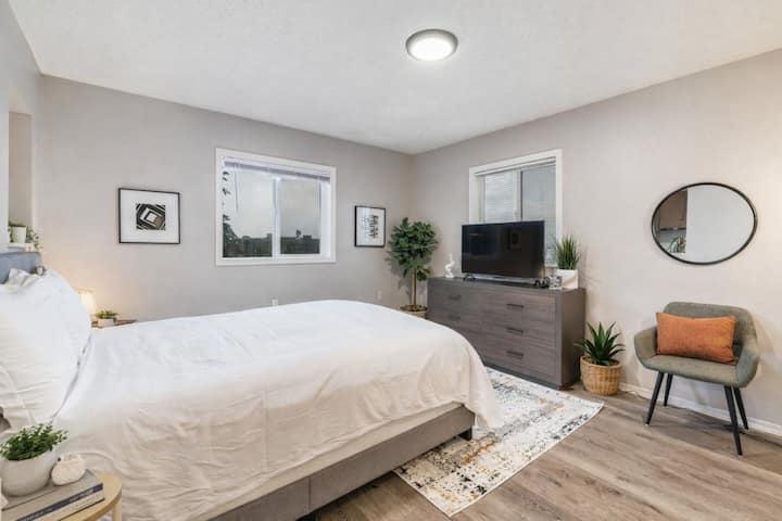 Lovely Private Studio Freshly Renovated Downtown 7 - Tacoma, WA