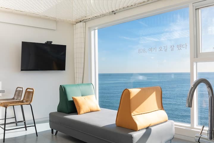 오션뷰 #스카이밸리 #논골담길 401a복층욕조 - Donghae-si