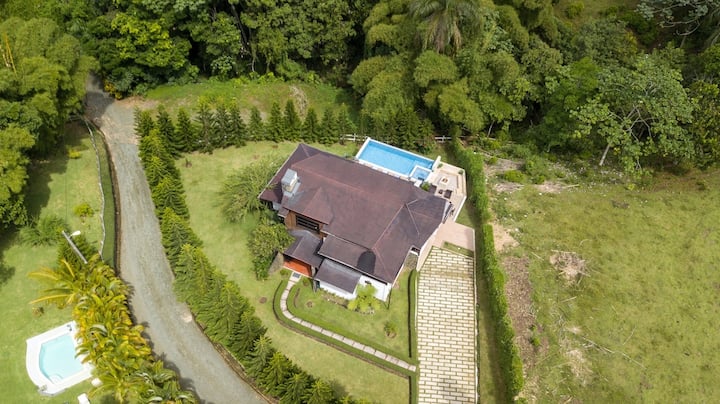 ®{Green~tree~villa} @Jarabacoa  +Pool+family+4br - Jarabacoa