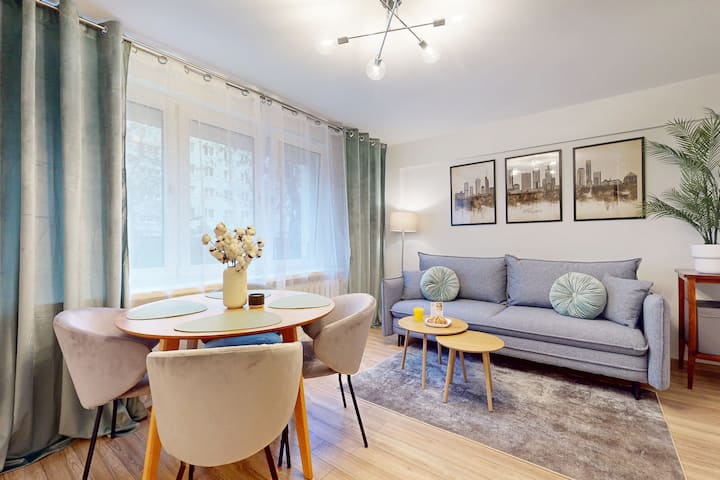 Greenlight Apartment | City Center Jana Pawla Ii - Warsaw
