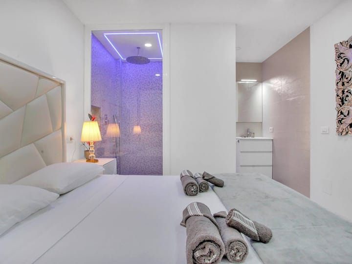 Charming Las Americas, Terrace, Fiber, Pool - Kanarische Inseln