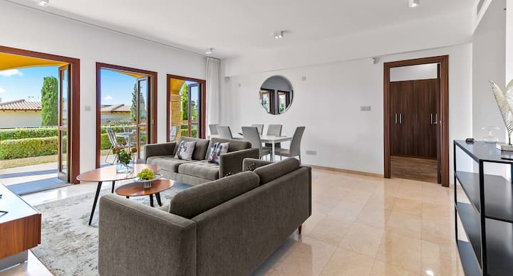 Beautiful Apartment Zodia, Aphrodite Hills Resort - Куклиа