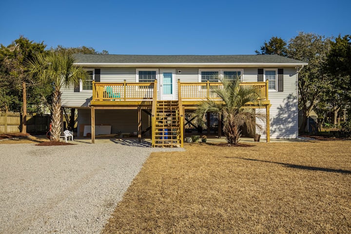 Flamingo Point - Relax As If You Were In Your Own Home - Emerald Isle, NC