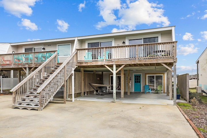 Barefoot Bungalow Just Walking Minutes From The Be - Atlantic Beach, NC