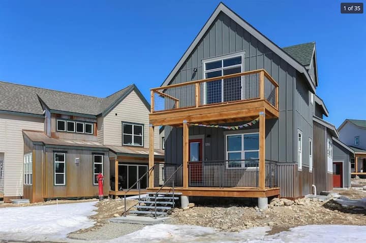 New! Cloud City Chalet In Leadville Railyard - Leadville, CO