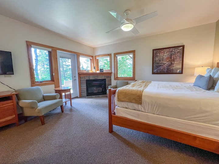 Poplar River Condos At Lutsen 546 King Guestroom - Lutsen, MN