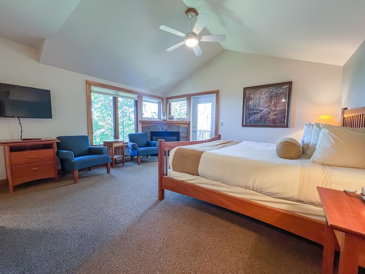 Poplar River Condos At Lutsen 553 King Guestroom - Lutsen, MN