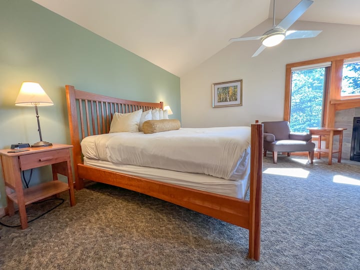 Poplar River Condos At Lutsen 561 King Guestroom - Lutsen, MN