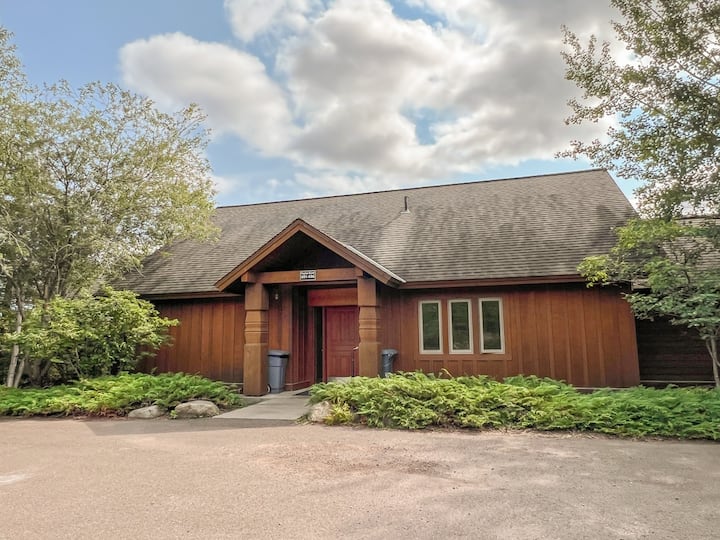 Poplar River Condos At Lutsen 601-603 Full Floor - Lutsen, MN