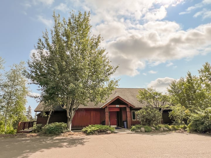 Poplar River Condos At Lutsen 614-616 Full Floor - Lutsen, MN