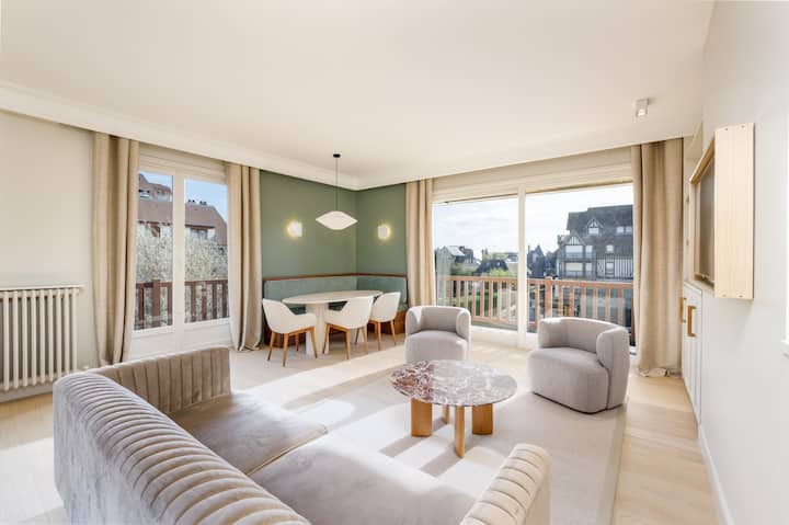 Appartement Luxe Vue Mer Deauville Avec Services - Deauville