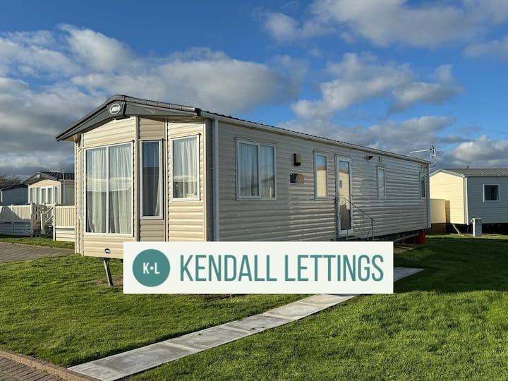 Blenheim (West Sands) - Bracklesham Bay