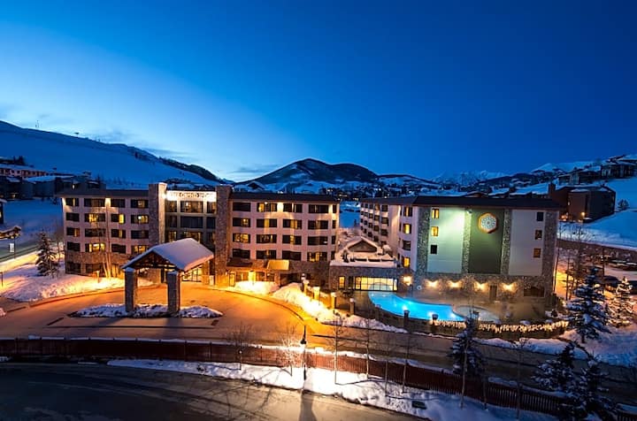 Walk To Mountain Base Studio  For 4 & Pool - Crested Butte, CO