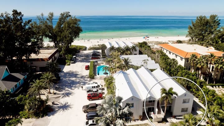 Coconuts 116 - Anna Maria Island - Condo -1 Bedroo - Holmes Beach, FL