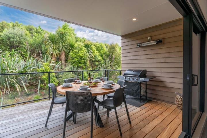 Blue Dun Views - Stunning Lake & Mountain Views - Taupo