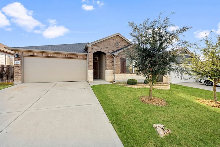 Tch - Quiet 3bd/2ba Near Everything In Buda - Buda, TX