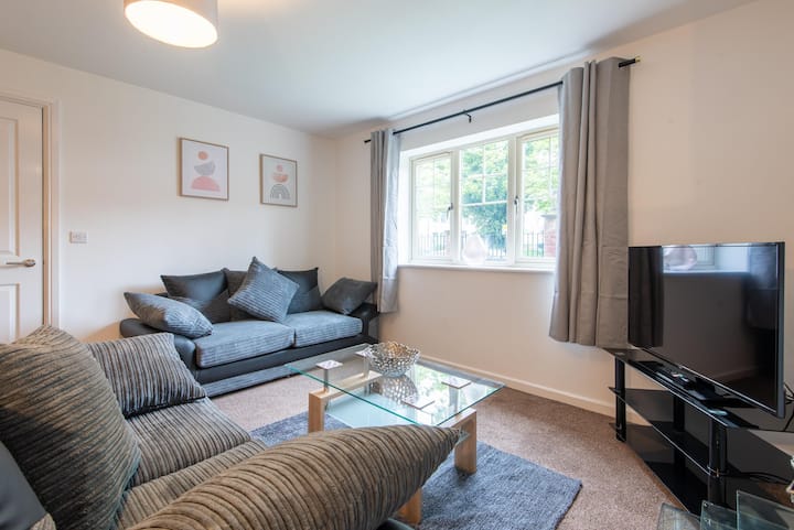 No 21 Nursery Convent - 2nd Floor, 2 Bed, Sleeps 4 - Sherwood Forest