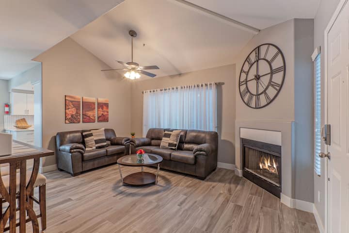 Lake View: Comm Pool, Spa & Pickleball, King Beds - Chandler, AZ