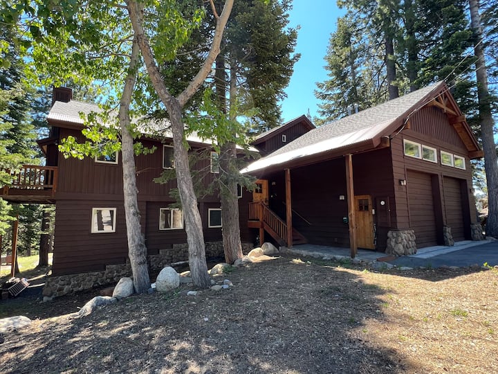 Mountain Paradise In Tahoe City - Tahoe City, CA