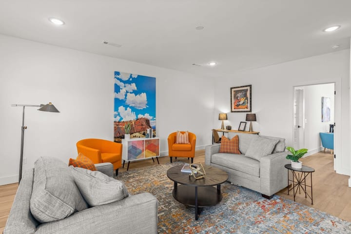 Bentonville Art Retreat – Near Crystal Bridges - Rogers, AR