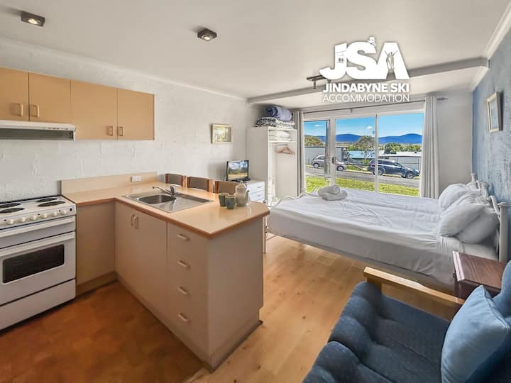 Parkwood 3 - Undercover Parking Close To Town - Jindabyne