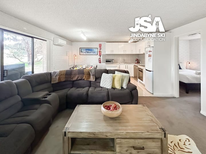 Silvers 1 - Jindabyne