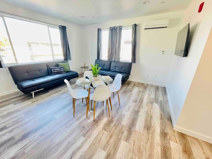 Cosy Midtown 1 Bedroom /Pets Ok/sleeps 5 - Reno, NV