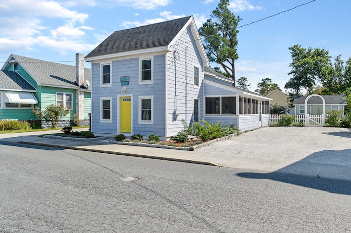 Coquina Cottage - Charming Cottage On - Chincoteague, VA