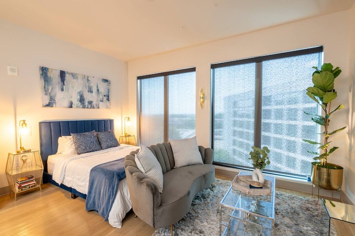 Midtown Luxury Oasis W/pool, Clubhouse &City Views - Buckhead, GA