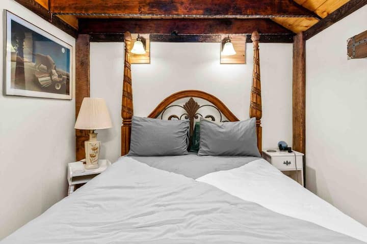 A Timeless Stay By The Falls | *Winter Specials* - Watkins Glen, NY