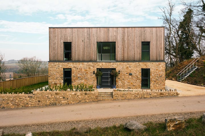 Brockview House - Beautiful 4 Bed Eco-property - Shepton Mallet