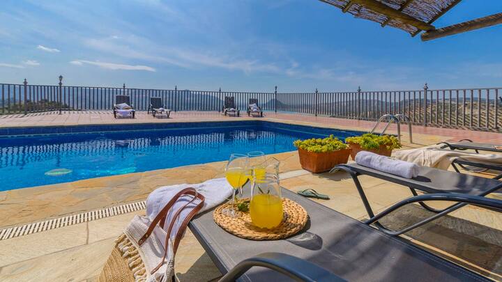 La Villa Del Lago Iznájar By Ruralidays - Iznájar