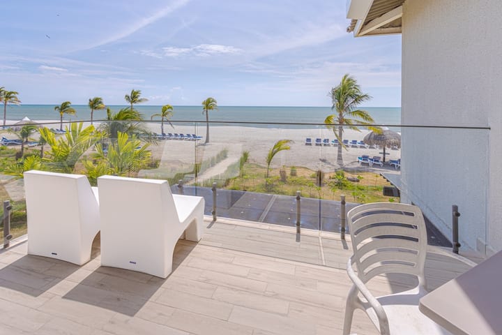 Beach Waves Villa Apt (C5-1d) 2 Bed, 2 Bath - Panama