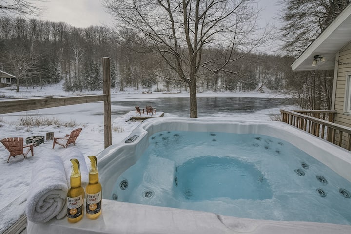 Chalet Du Domaine: Spa Privé Et Bord De Lac - Laurentides
