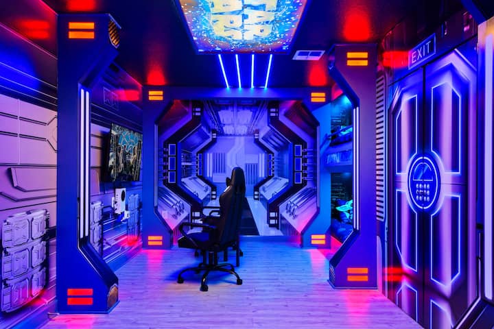 Star Wars Bunks, Harry Potter Beds & Frozen Room! - Four Corners, FL