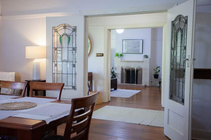 Parkside - Spacious Central Family Retreat - Ballarat