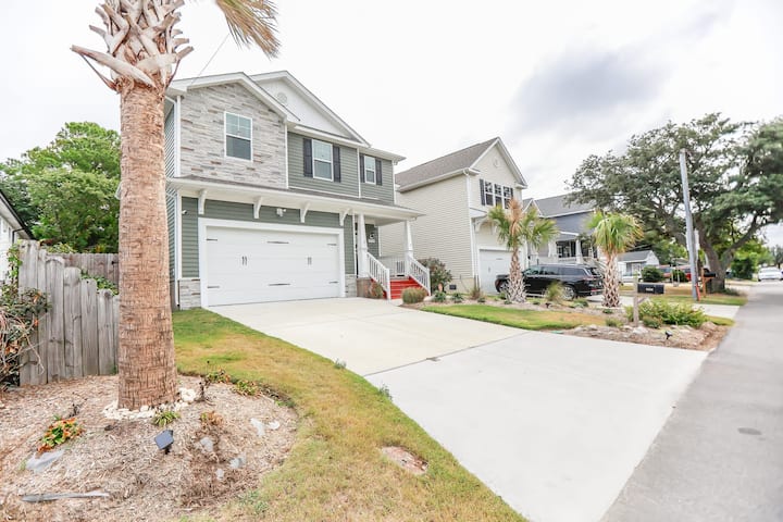 Sojourn Palm Tree Family Oasis 4 Br - Hampton, VA