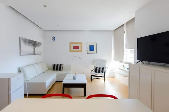 Beautiful Flat A Stone's Throw From The Retiro - Madrid
