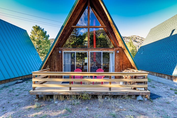 Four Seasons Cabin 3 With Sierra Views - June Lake, CA