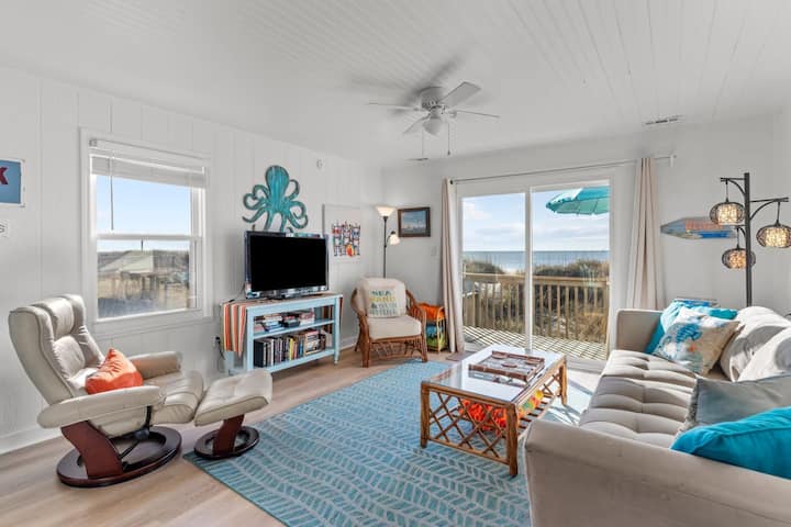 Oceanfront @ Beach Access! Turtle Tide - Oak Island, NC