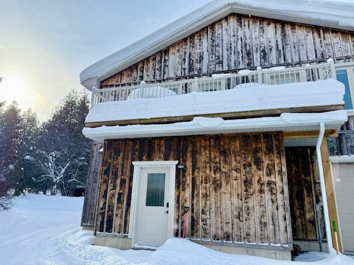 Skipping Rock Loft: Cozy Aprés Ski Escape W/ Sauna - Meaford