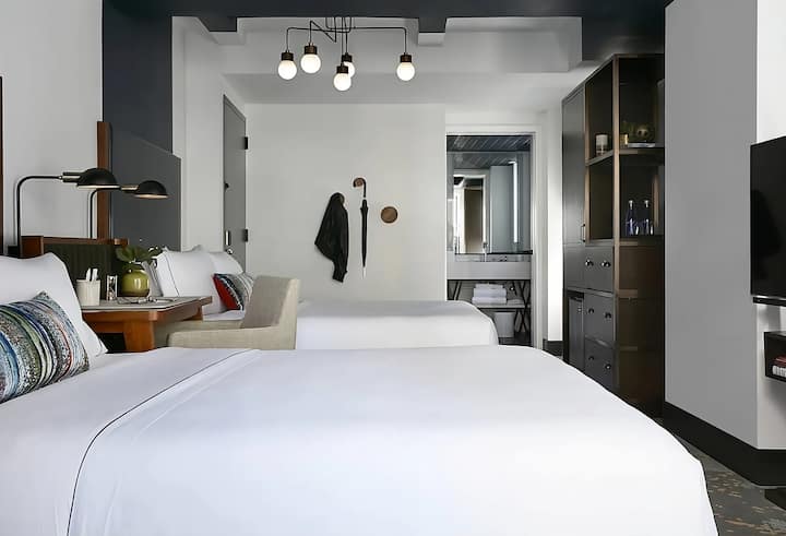 Big Apple Getaway! 2 Units Near Times Square - Manhattan, NY