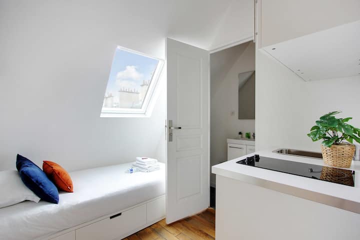 Chambre 2 - Place Victor Hugo / Trocadéro - Paris